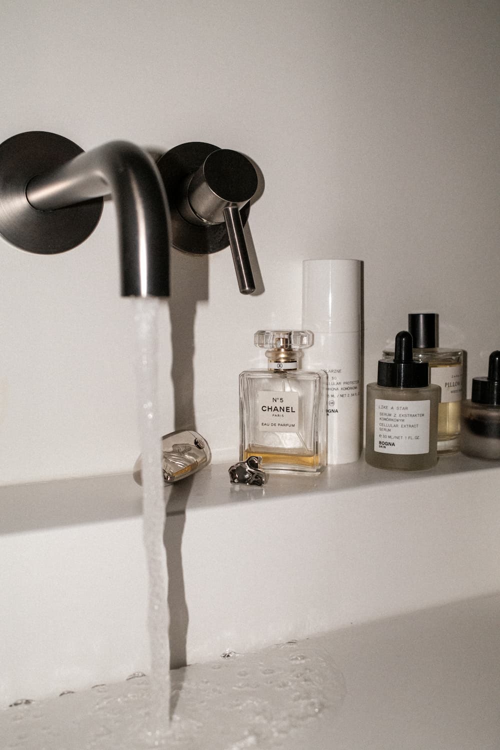 How to Make Your Bathroo Smell and Feel Like a Spa - Elevate Deco